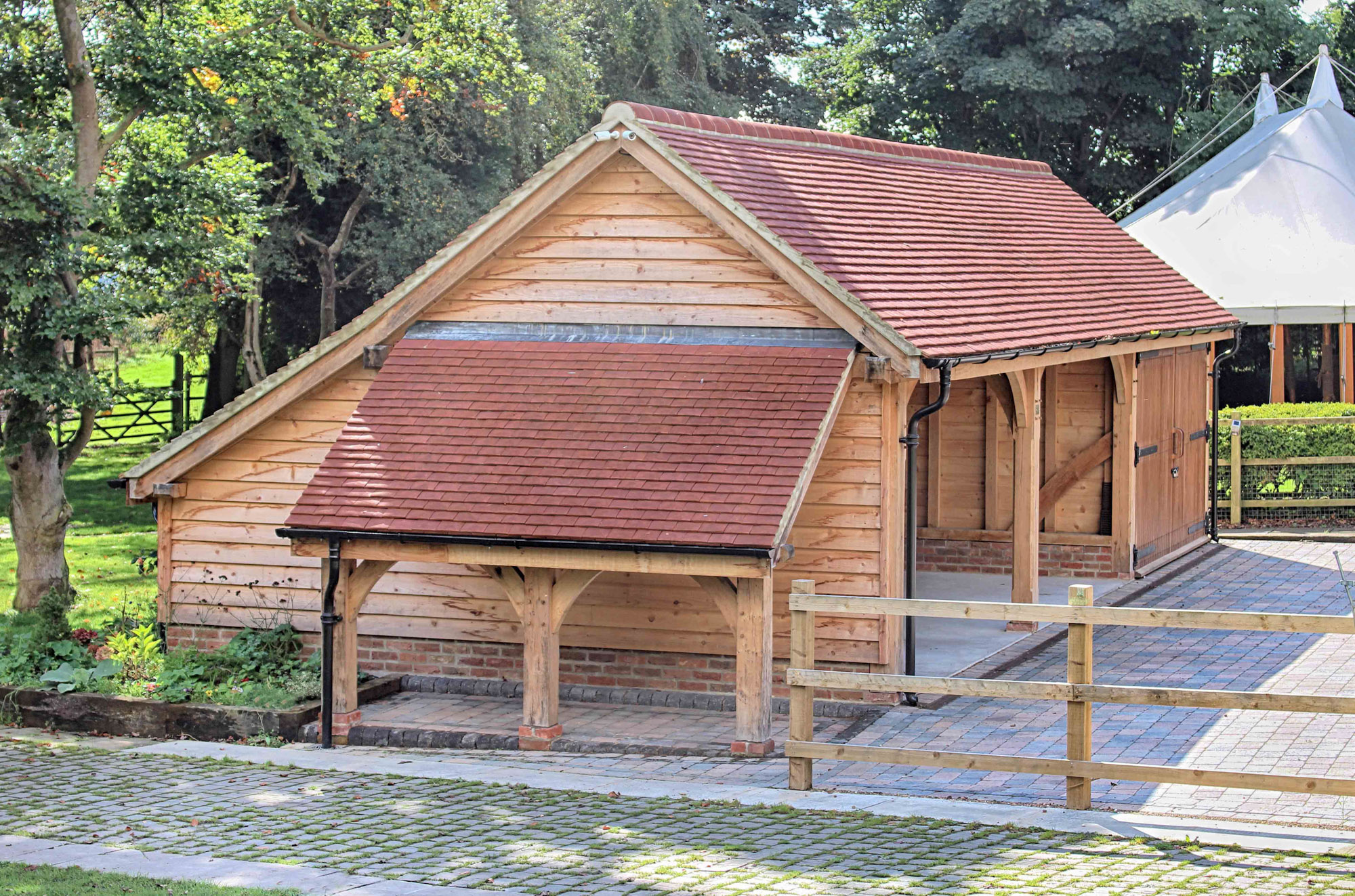Oak Garages | Traditional Oak Garages | Gallery | Extrawide Frames